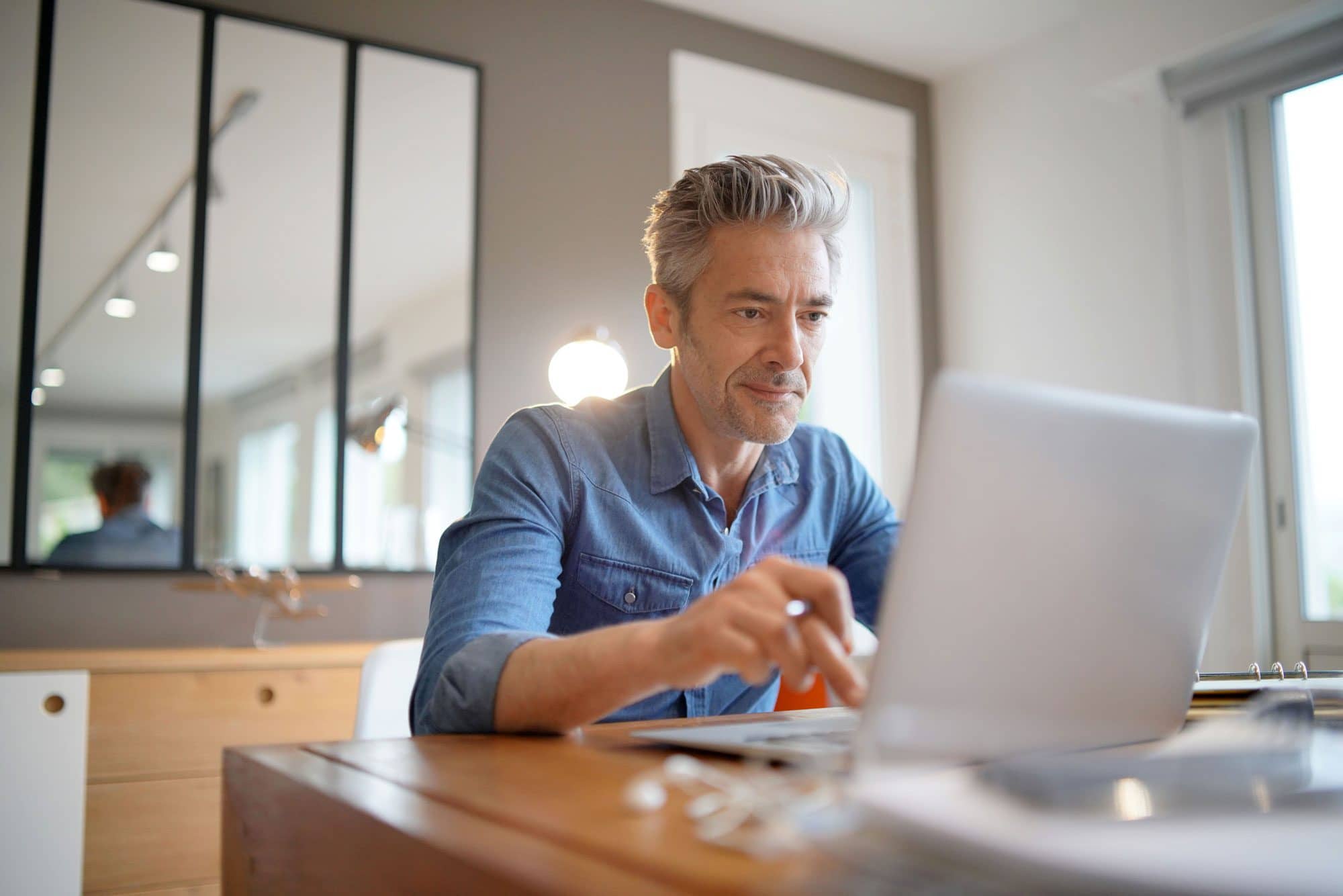 The Phonak Inner Circle offers the opportunity to RISE above